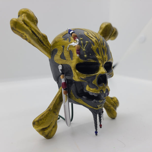 Pirates of the Caribbean Playfield Character Skull with bones ...